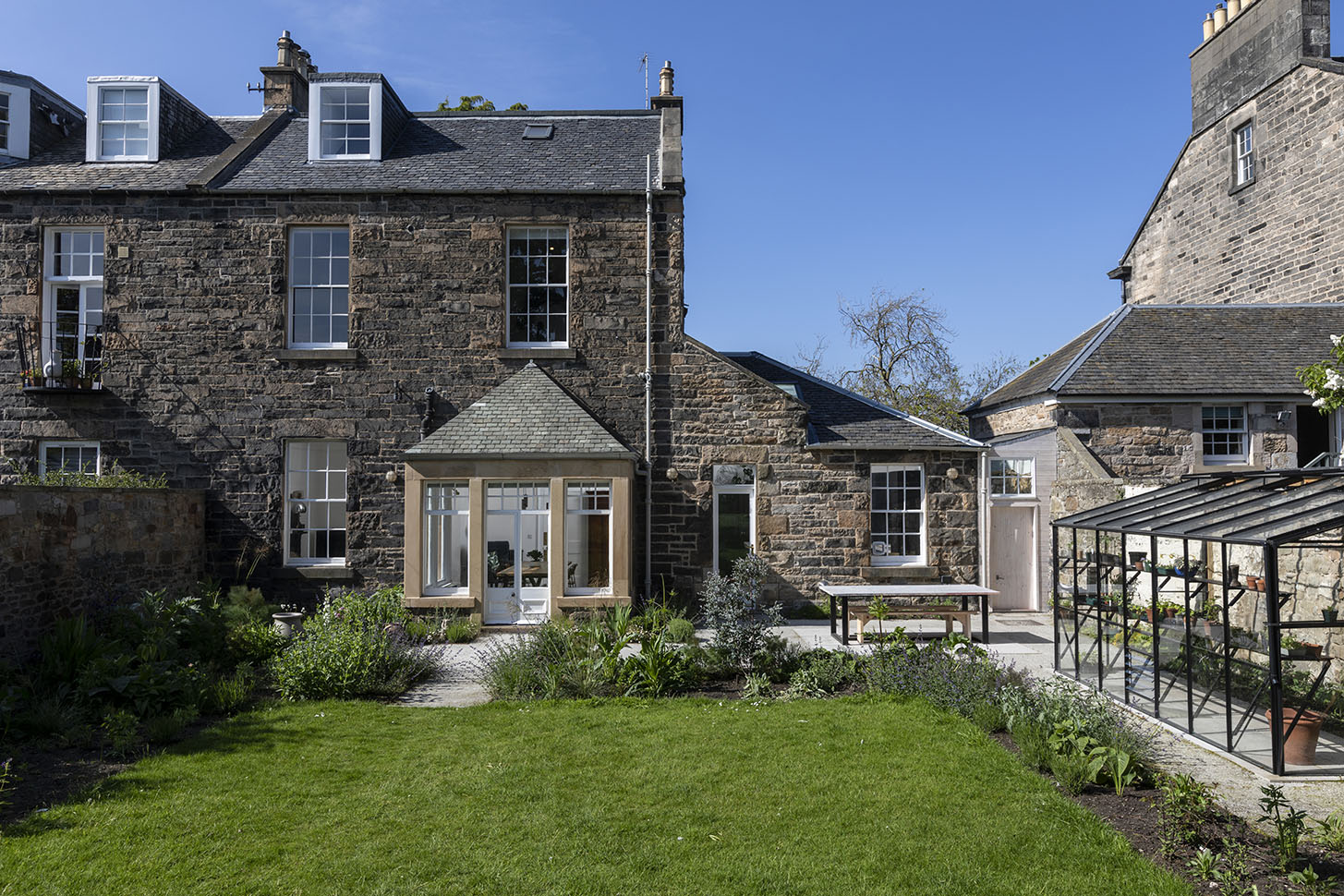 Helen Lucas Architects Edinburgh | project | leith villa | all