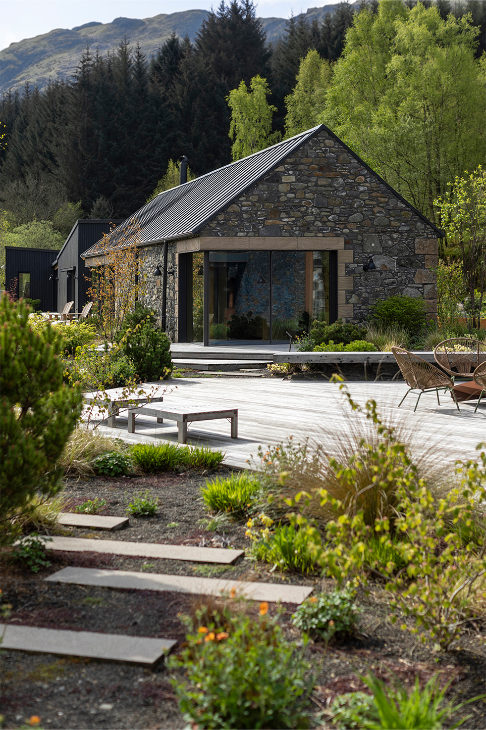 Helen Lucas Architects Edinburgh | project | trossachs steading | all